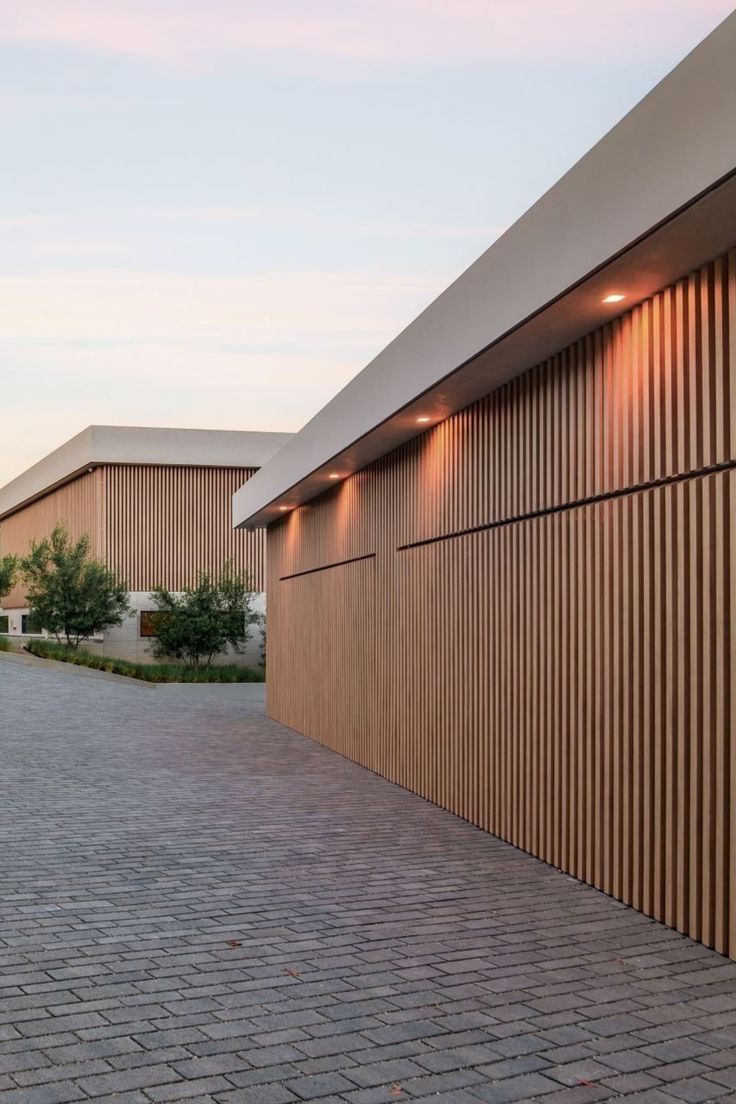 Outdoor Slatted Panel – Oak – HydraPanels